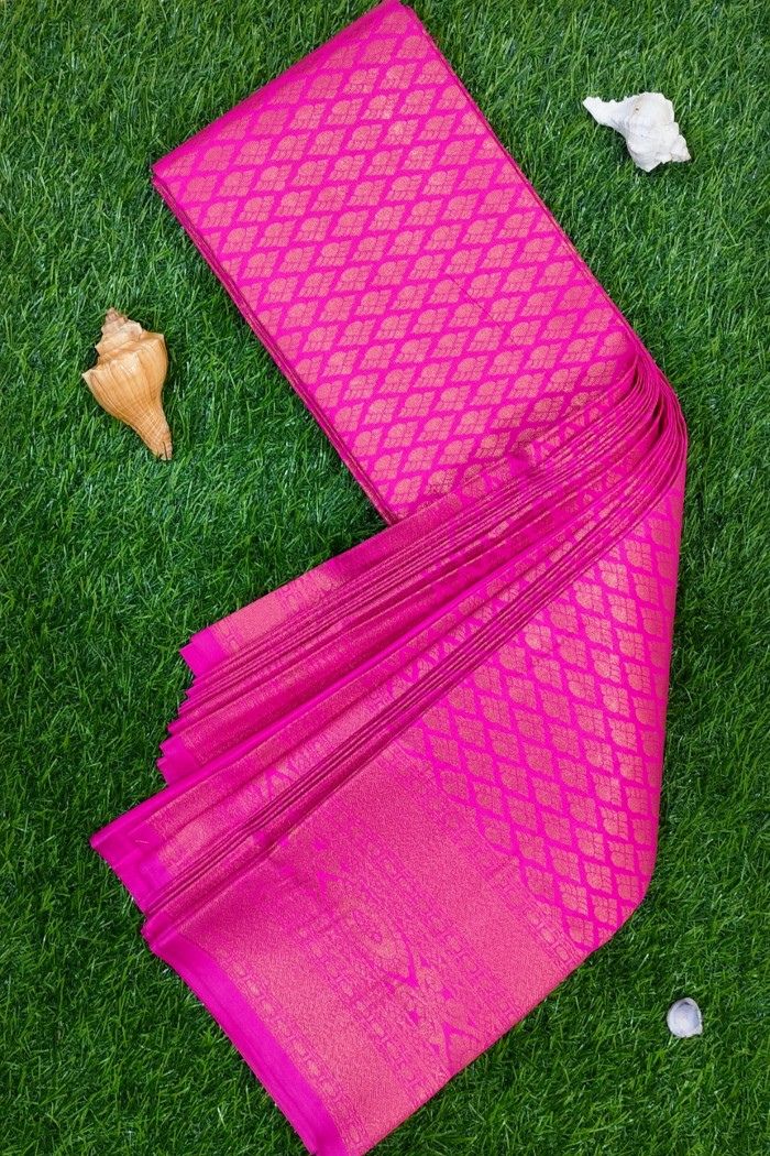 Venishka's Fancy Semi Silk Pink: A Must-Have!